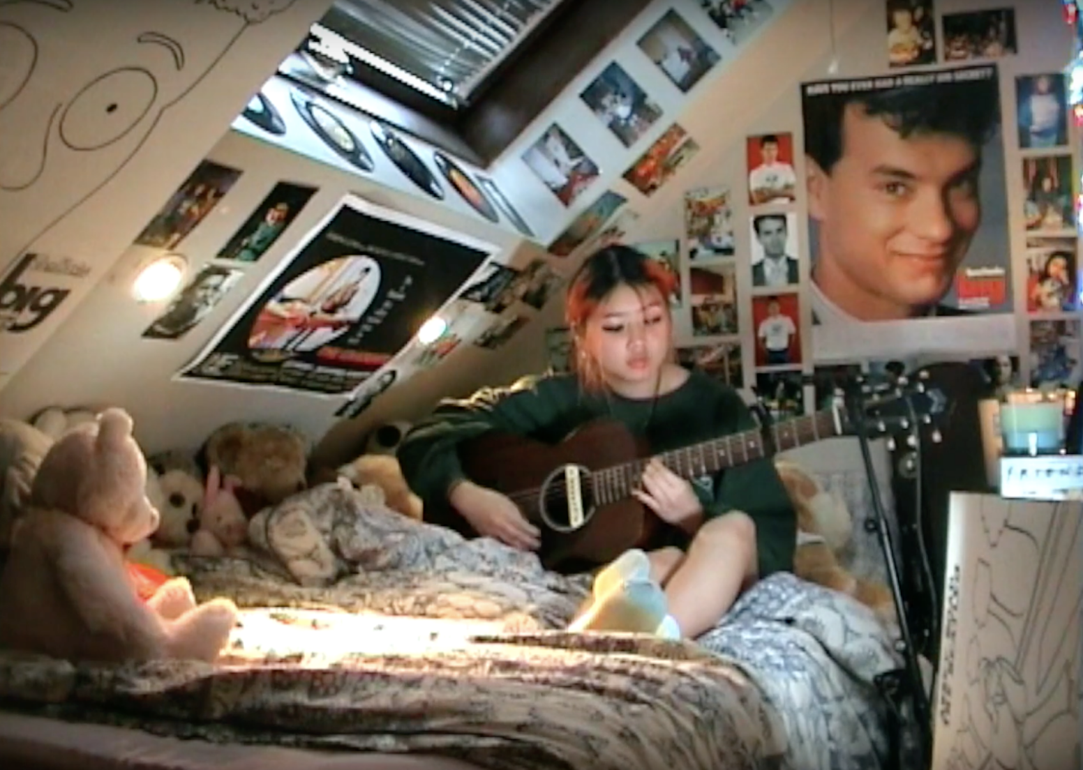 Watch Beabadoobee's Intimate 'Loveworm' Bedroom Sessions